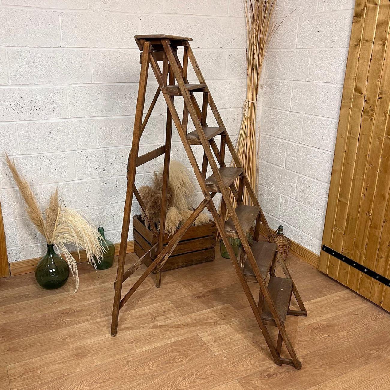 Echelles & Escabeaux à la location en Dordogne, Périgueux, Sarlat, Bergerac...